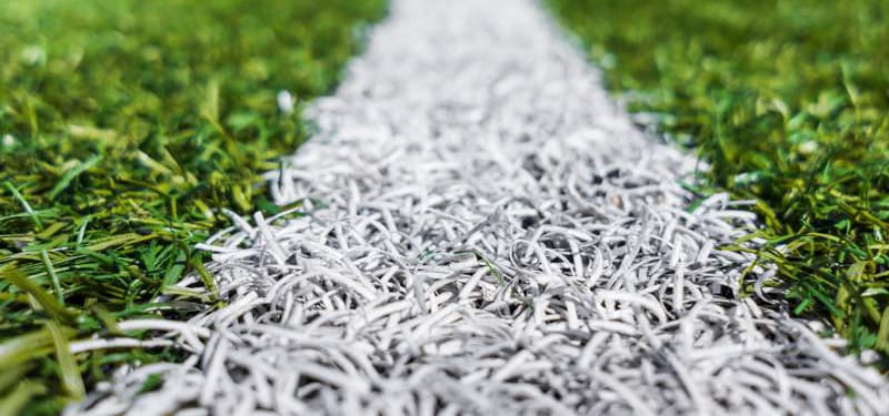 ¿Cómo son las grapas para poner césped artificial? - Realturf